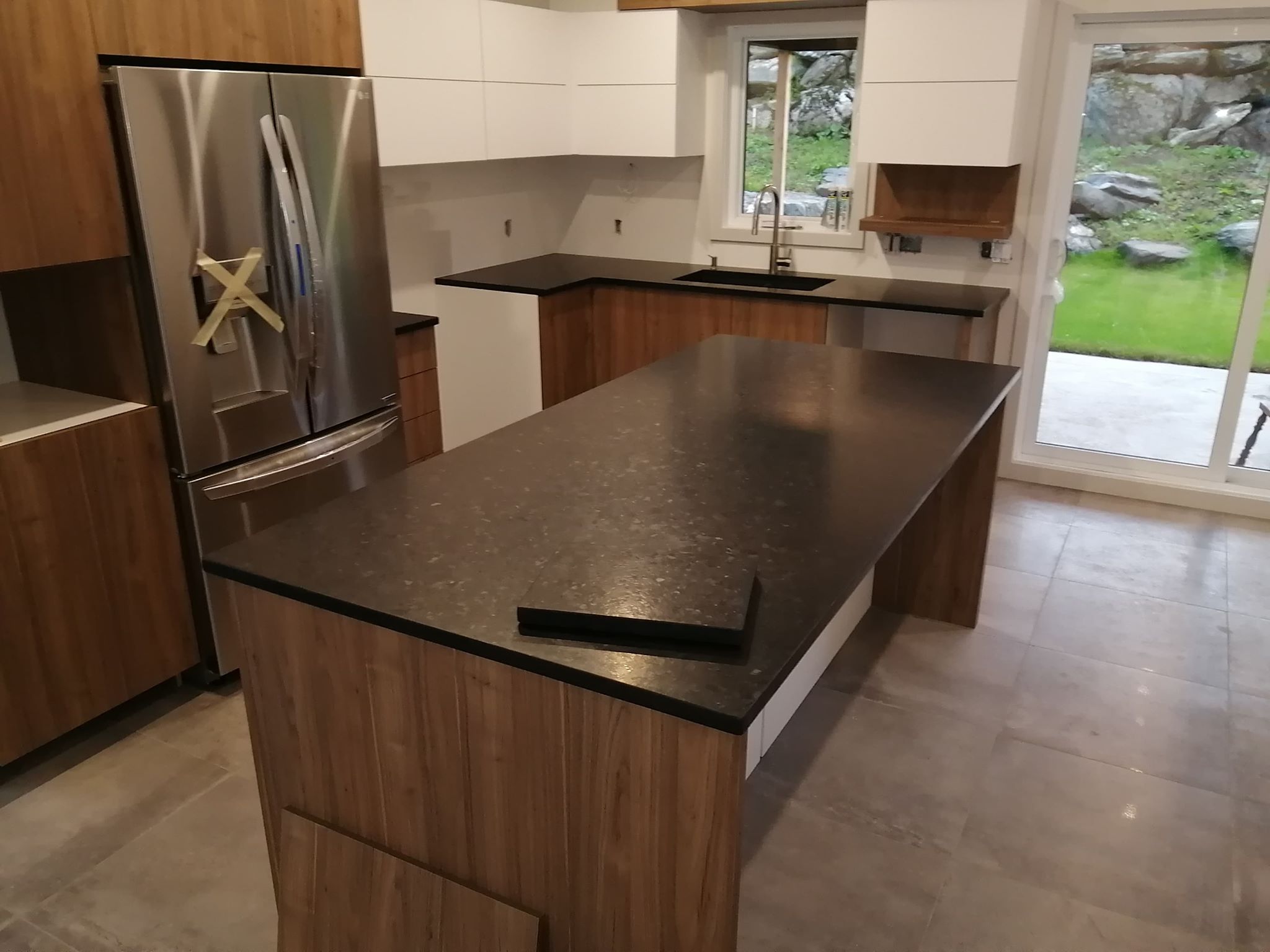 Réalisations – Granit Signature, Comptoir de Granit, Comptoir de Quartz ...